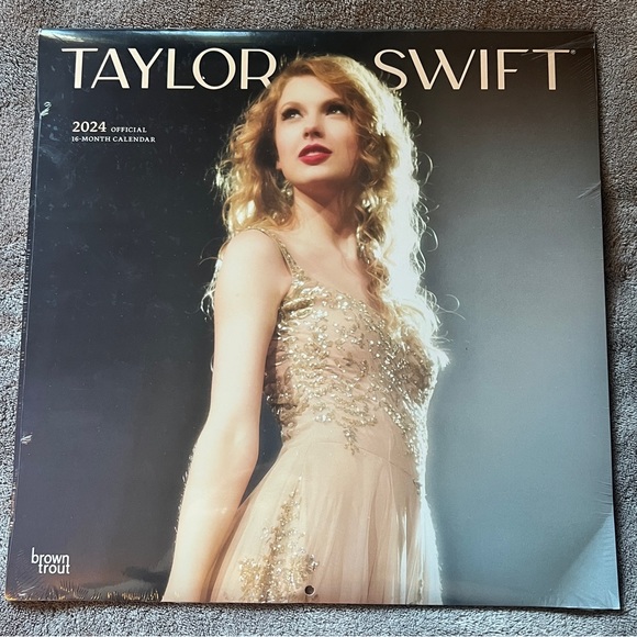 Taylor Swift | Accents | 224 Official Calendar Taylor Swift Sealed Full ...